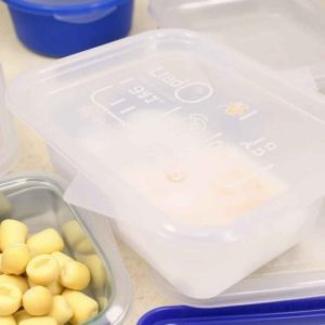 How to Clean Plastic Food Containers (Including Stubborn Stains ...